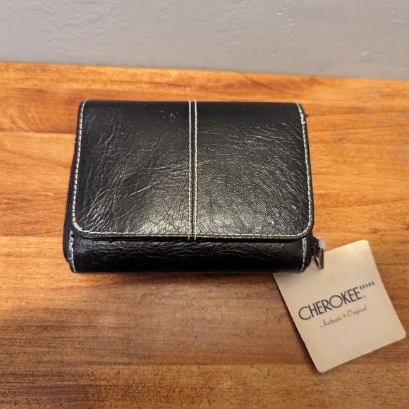 Cherokee | Bags | Nwt Cherokee Vintage Wallet Calculator Notebook And ...